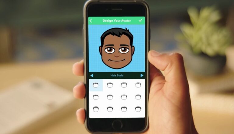 iPhone İçin WhatsApp'ta Bitmoji Nasıl Kullanılır?