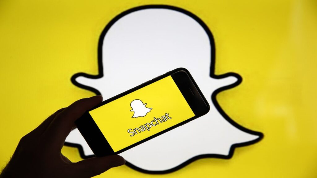 Snapchat'te Grup Sohbeti Nasıl Yapılır?